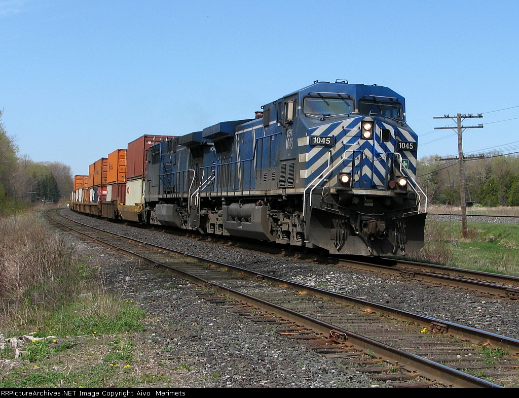 CEFX 1045 at Spicer.